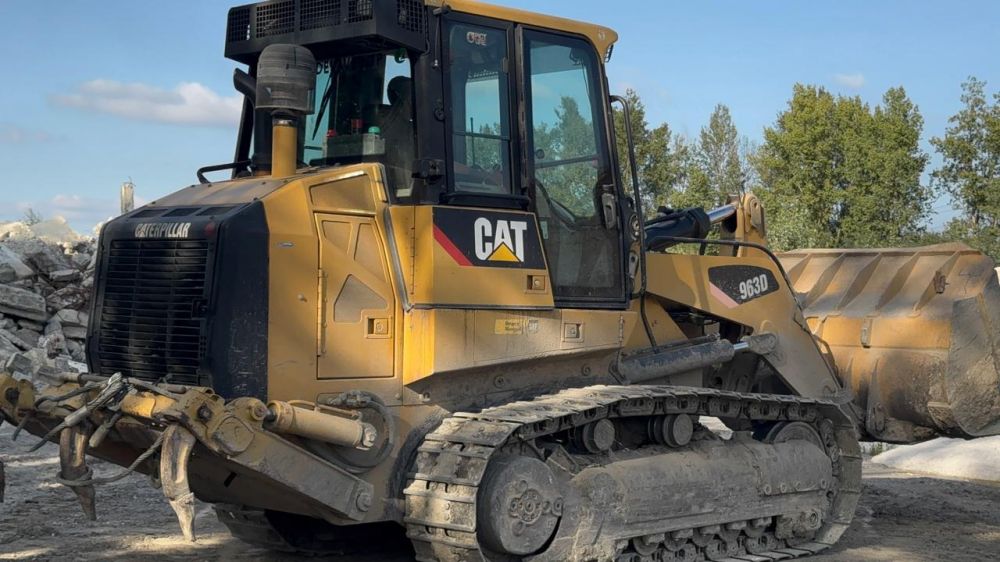 2009 Caterpillar 963D - International Construction Equipment